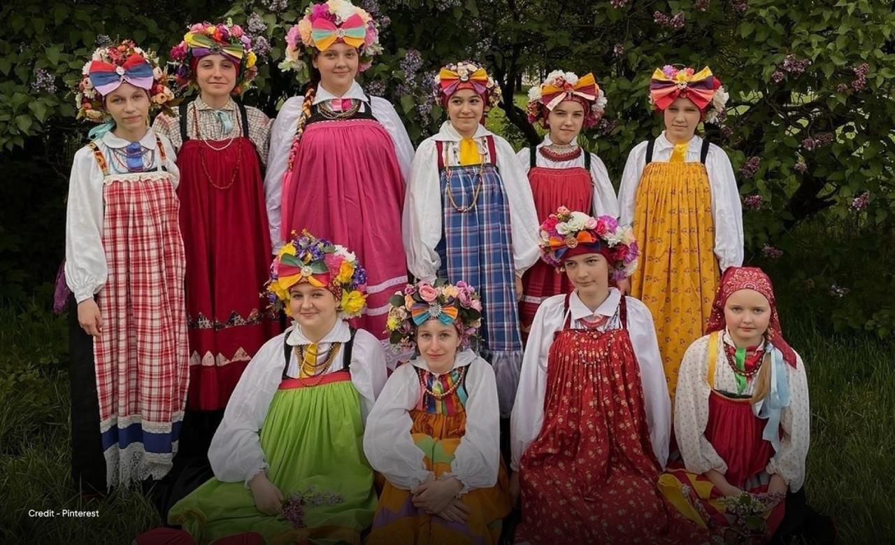 Russian Sarafan Dress: History, Styles, Materials, and Cultural Meaning ...