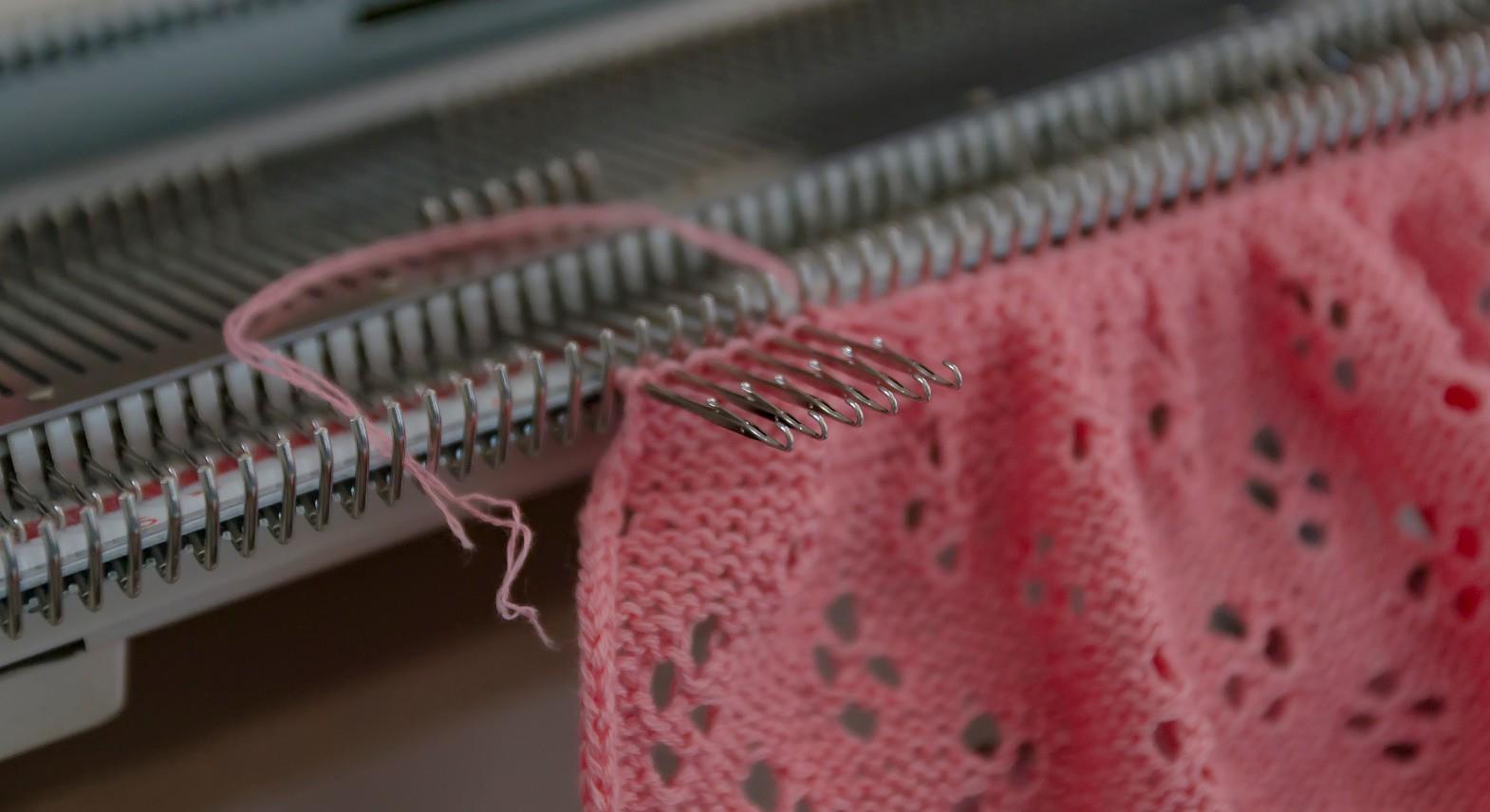 Seamless Technology, Seamless Garment Knitting Techniques, V-Bed ...