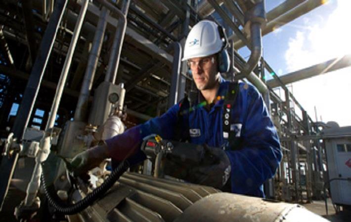 Methanol producer Methanex lowers Q2 net loss steeply - Fibre2Fashion