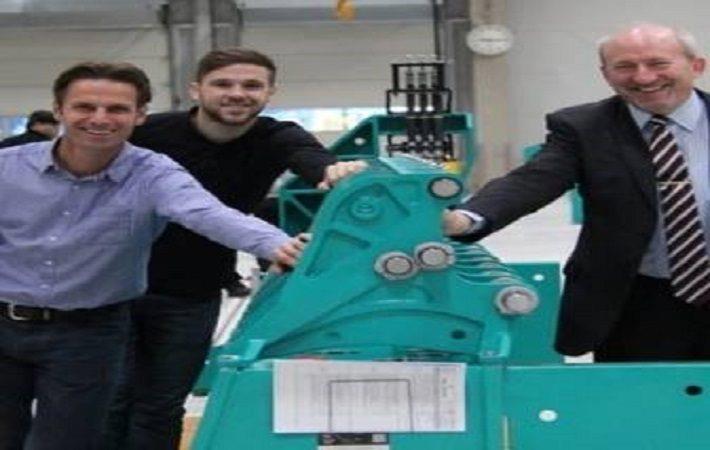 Karl Mayer's assembly hall starts production successfully - Fibre2Fashion