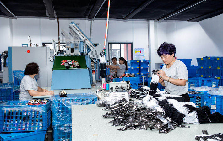 FutureStitch and Toms partner on new, innovative sock line - Fibre2Fashion